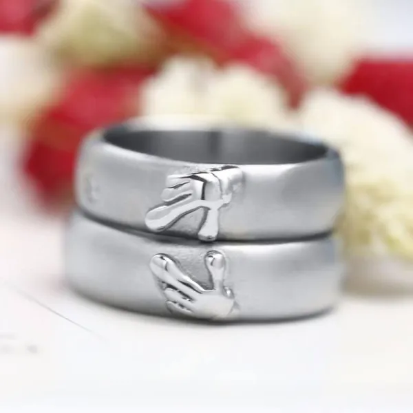 Unique Heart Hand Couple Ring Titanium Steel