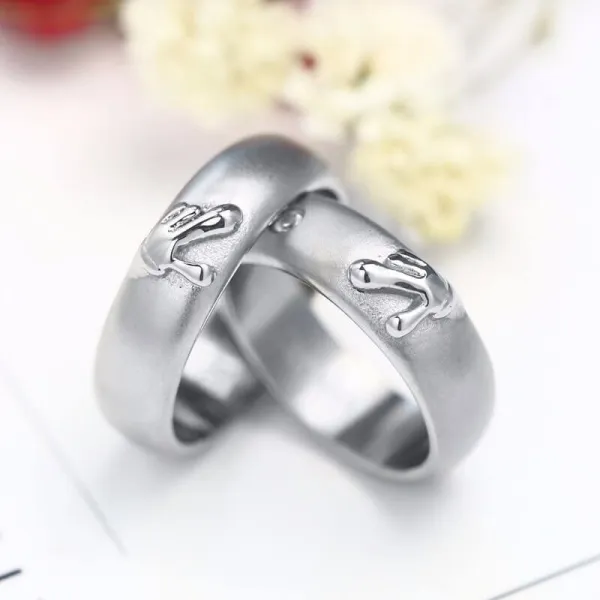 Unique Heart Hand Couple Ring Titanium Steel